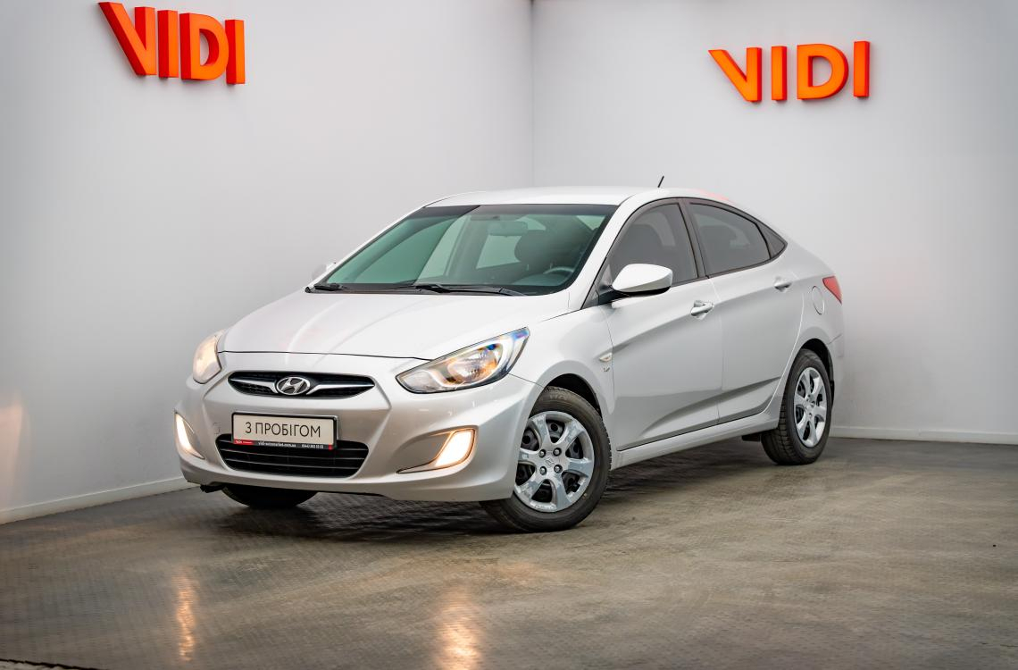  Hyundai Accent 2012 1 6 148